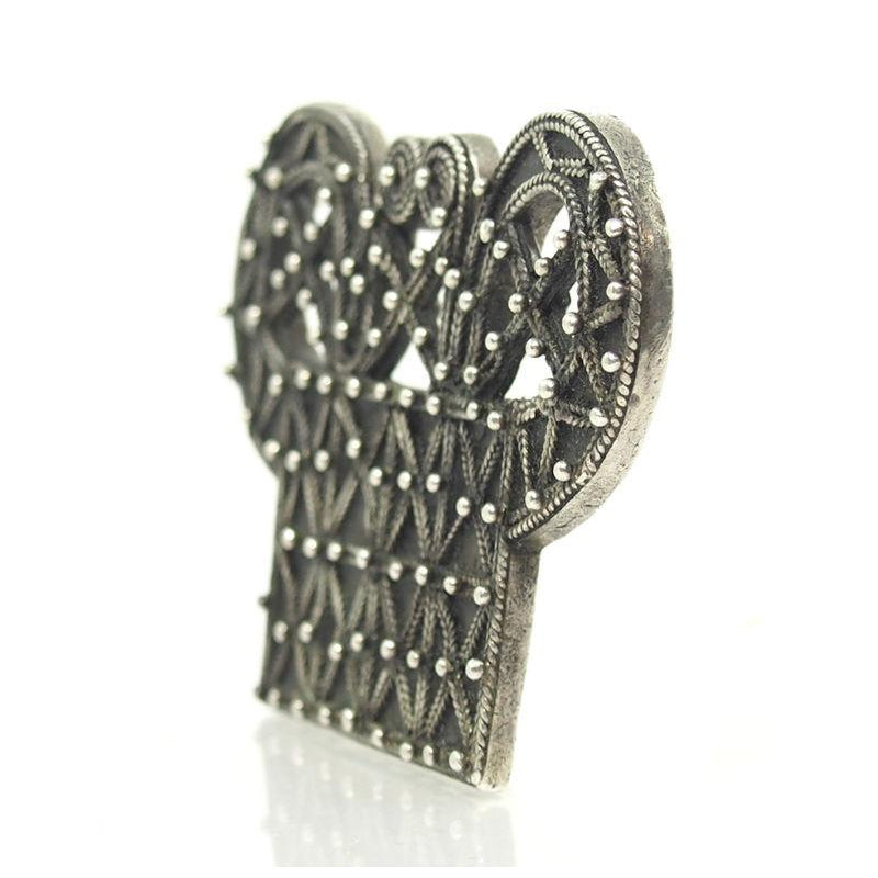 Spirit Locks | Antique Hmong Soul Lock Necklace – Beads of Paradise